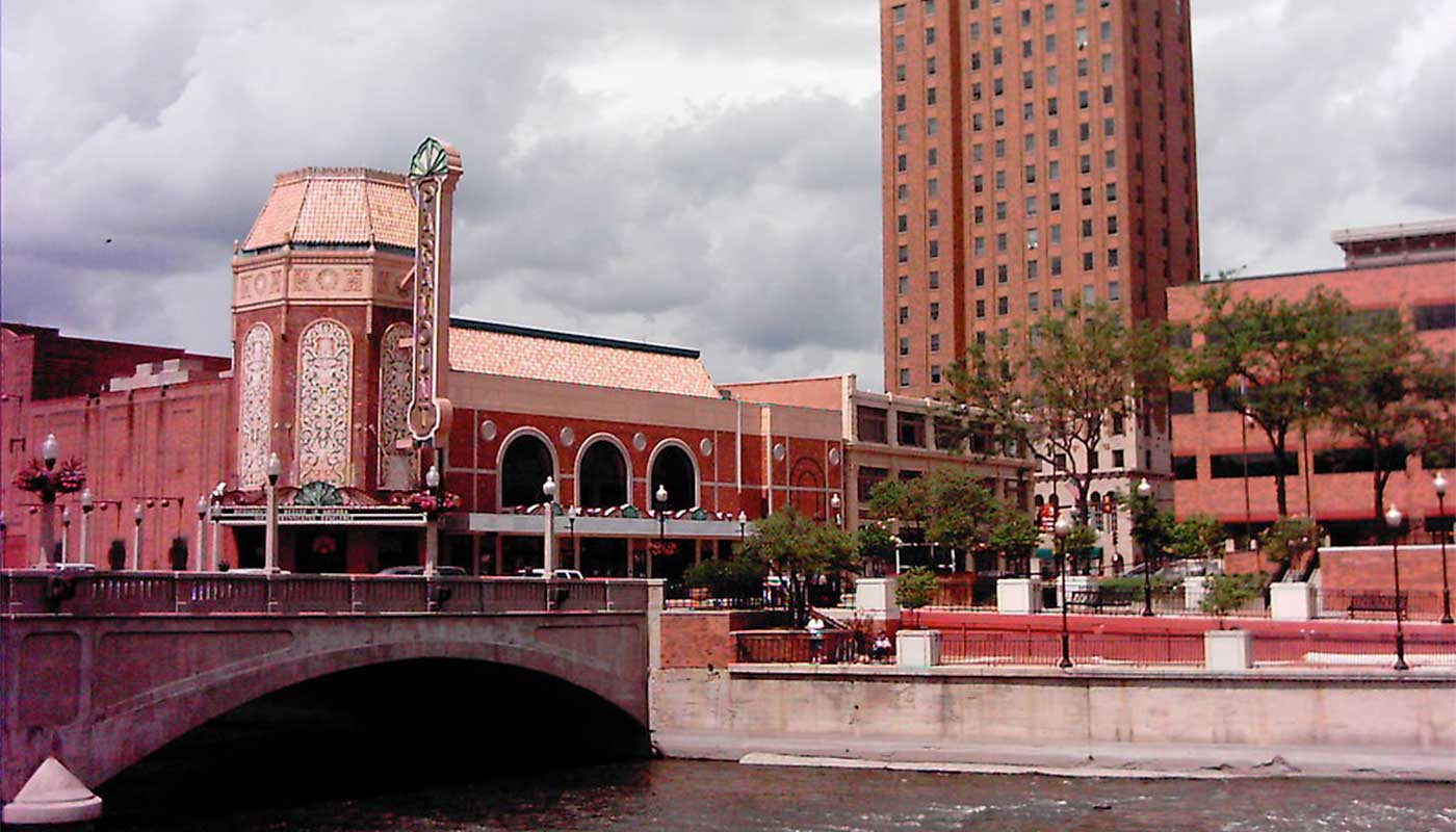 Epic Team Building Scavenger Hunts in Aurora